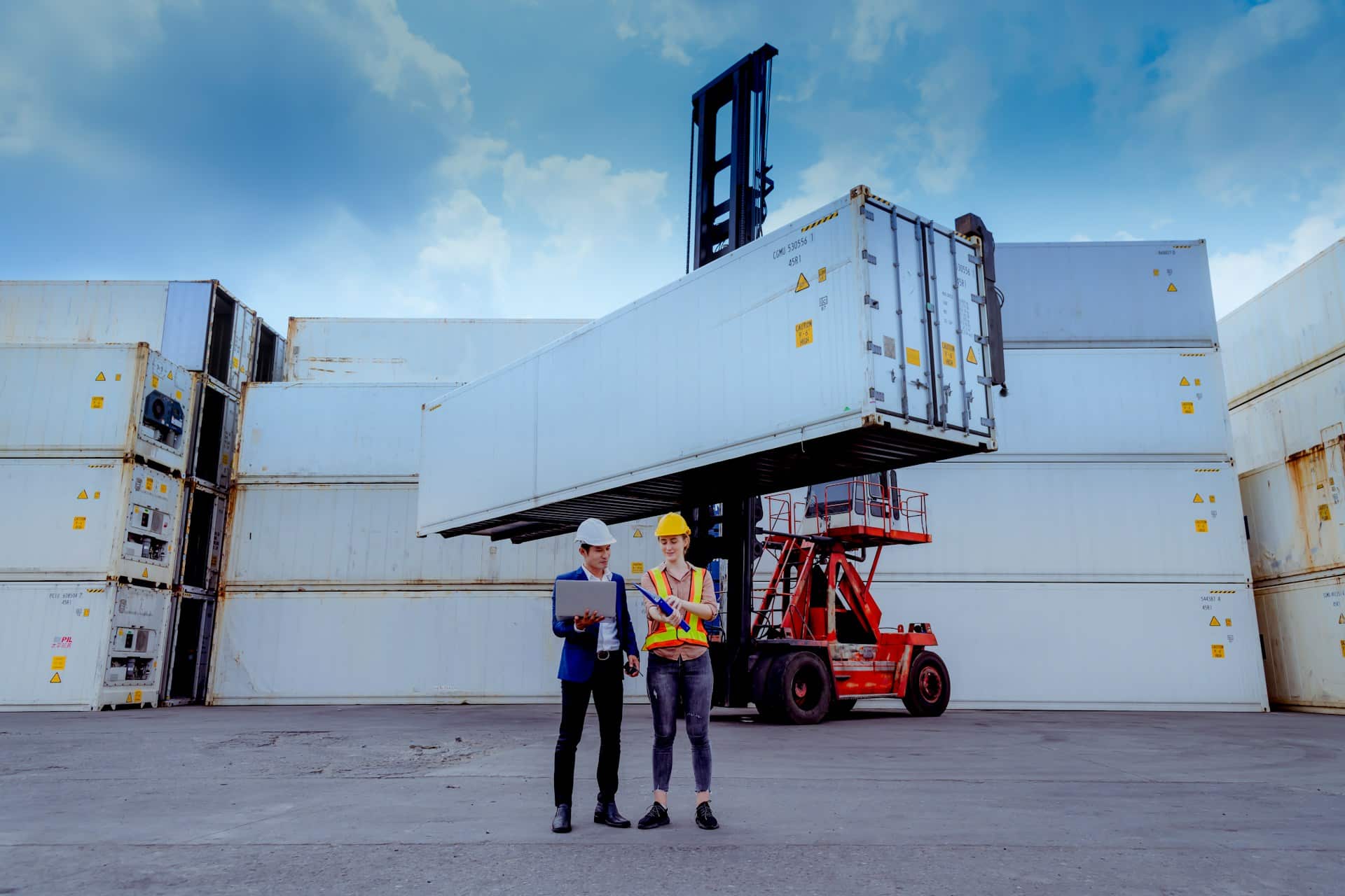 Unlocking Business Efficiency: The Advantages Of Using Storage ...