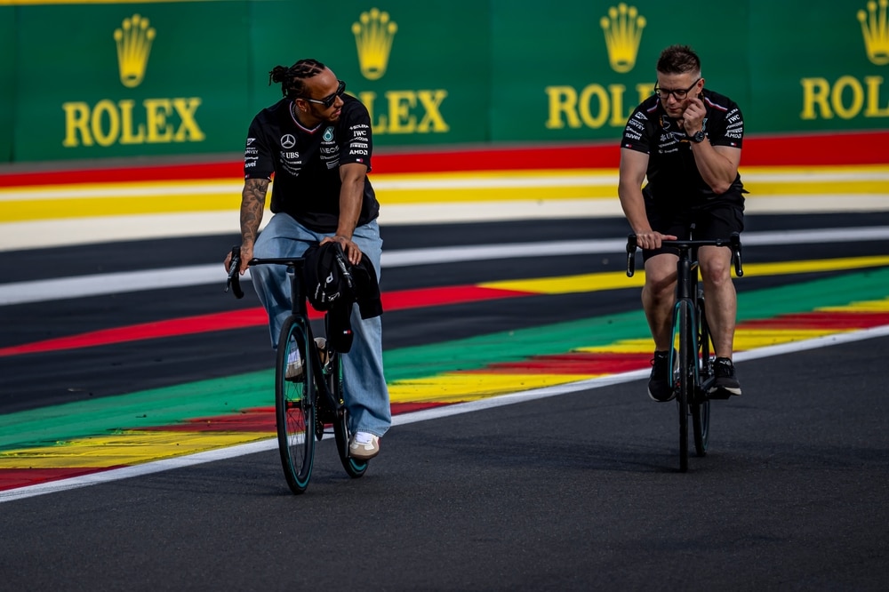 Formula 1: Hamilton's Engineer 'Bono' Signs Deal To Stay At Mercedes ...